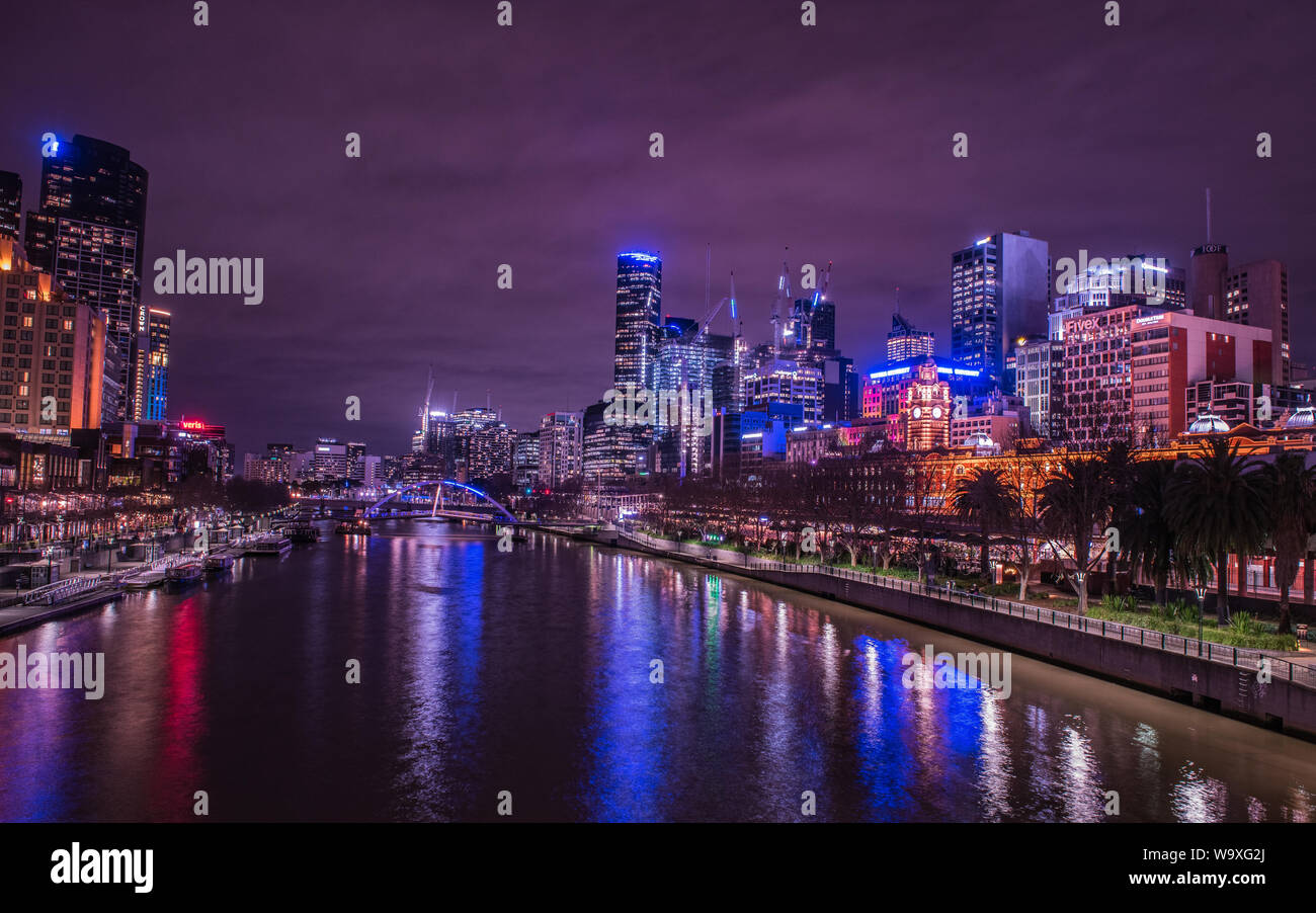 Flinders street melbourne from river hi-res stock photography and ...