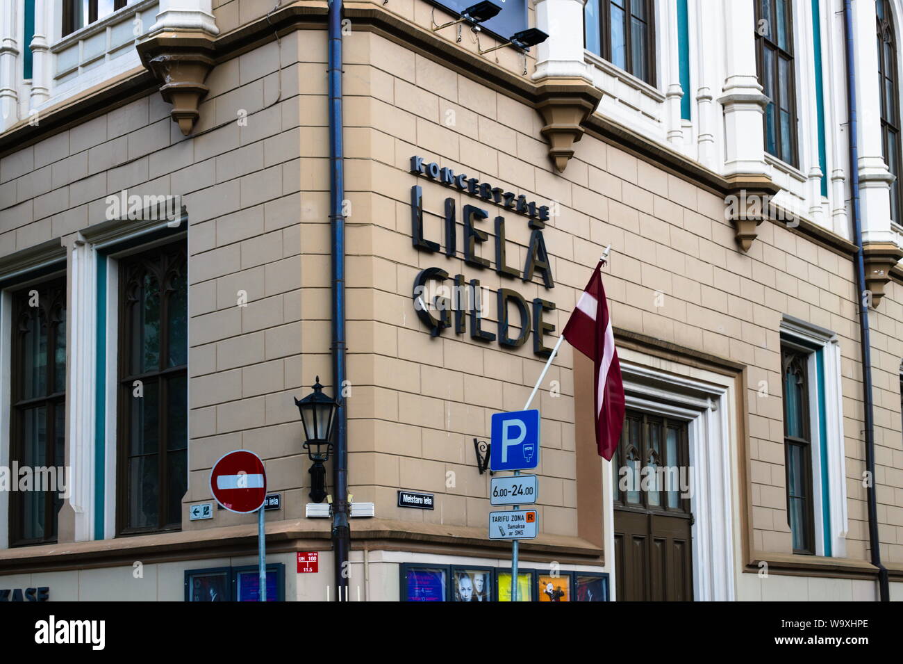 Guild signs hi-res stock photography and images - Alamy