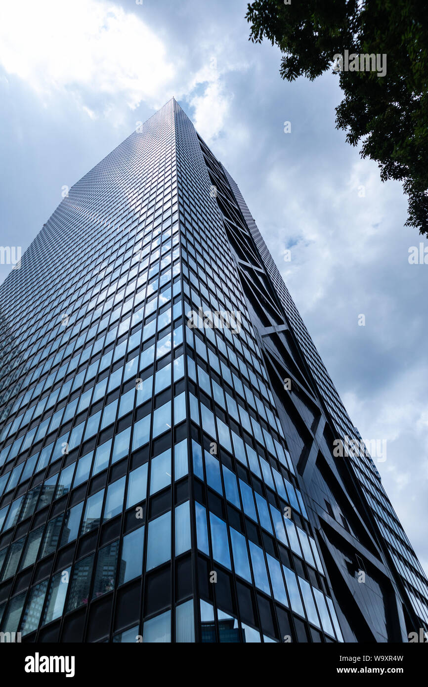 Modern Office Building in Tokyo. Straight lines in Structure Stock ...
