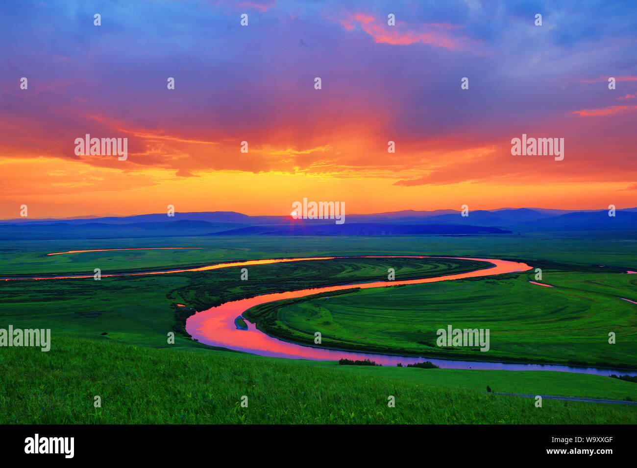 Prairie river hi-res stock photography and images - Alamy