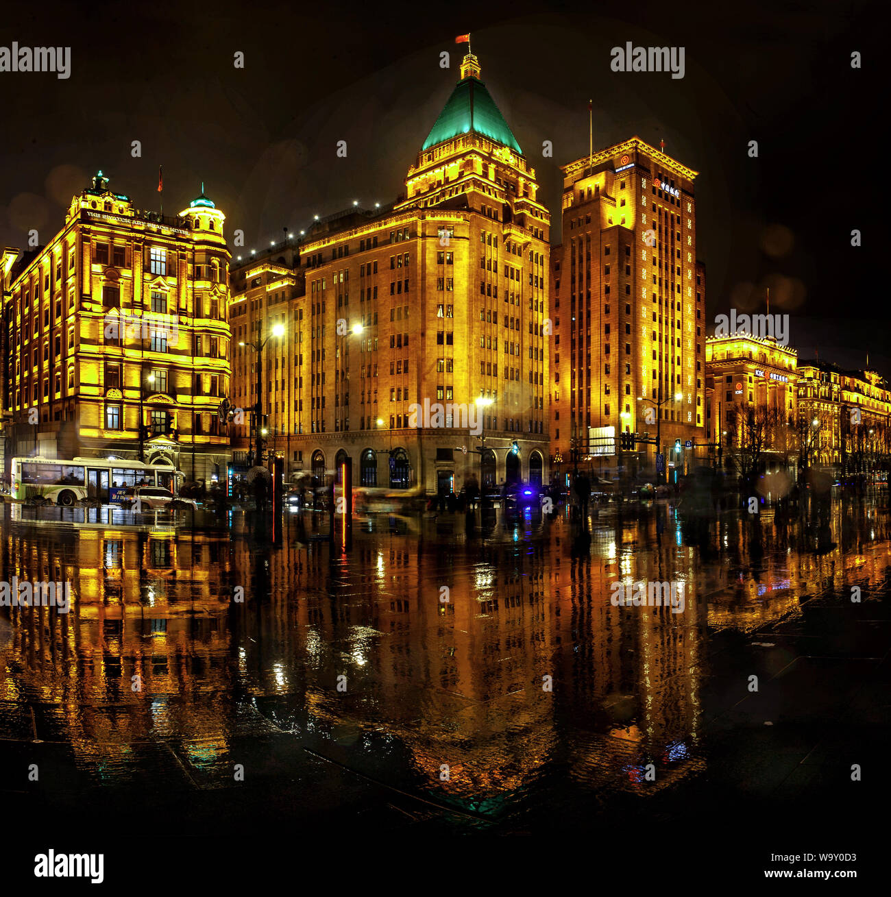 Bund sightseeing tunnel shanghai china hi-res stock photography and ...