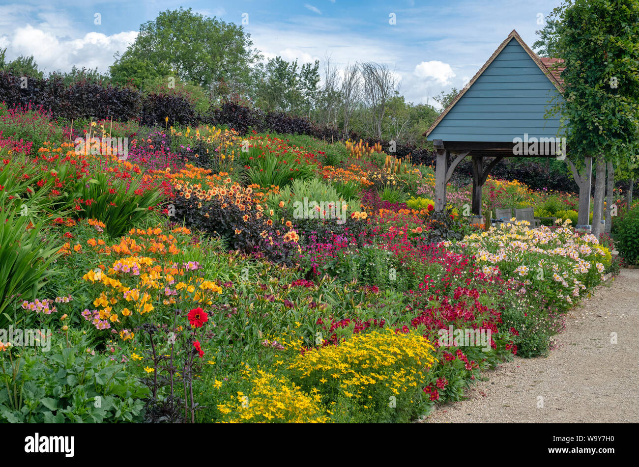 Colourful pathway hi-res stock photography and images - Alamy