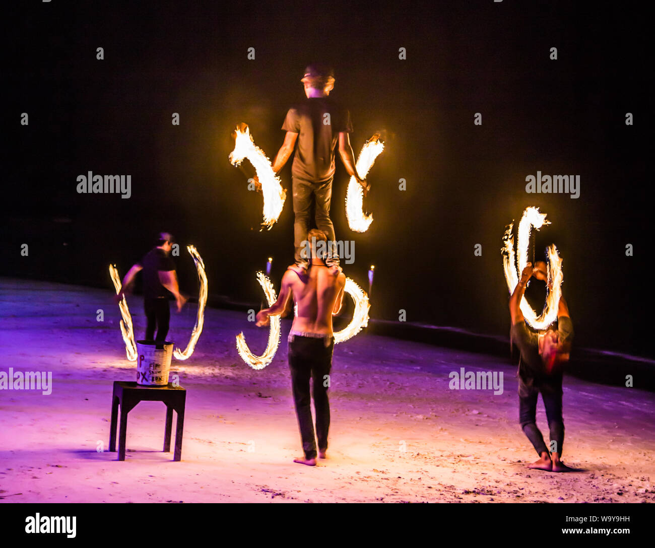 Fire show on the beach in Koh Samui in Thailand Stock Photo - Alamy
