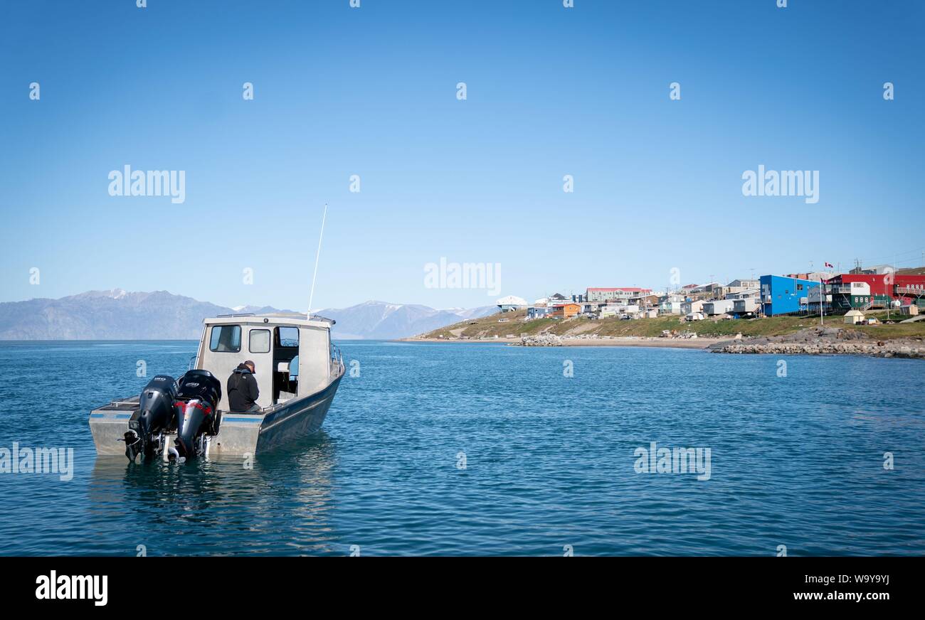 Pond Inlet, Canada. 15th Aug, 2019. A motorboat lies in front of the ...
