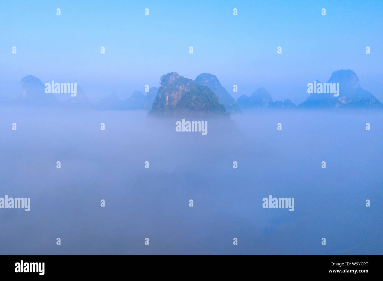 Thin mist hi-res stock photography and images - Alamy