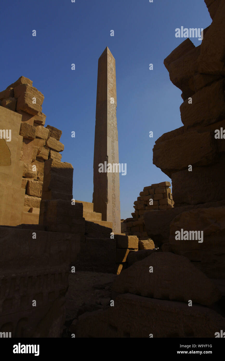 Ancient egyptian temples hi-res stock photography and images - Alamy