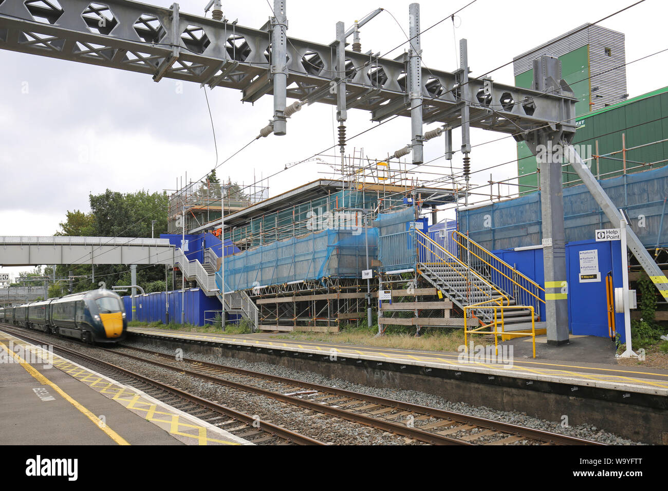 Overhead pedestrian bridge hi-res stock photography and images - Alamy