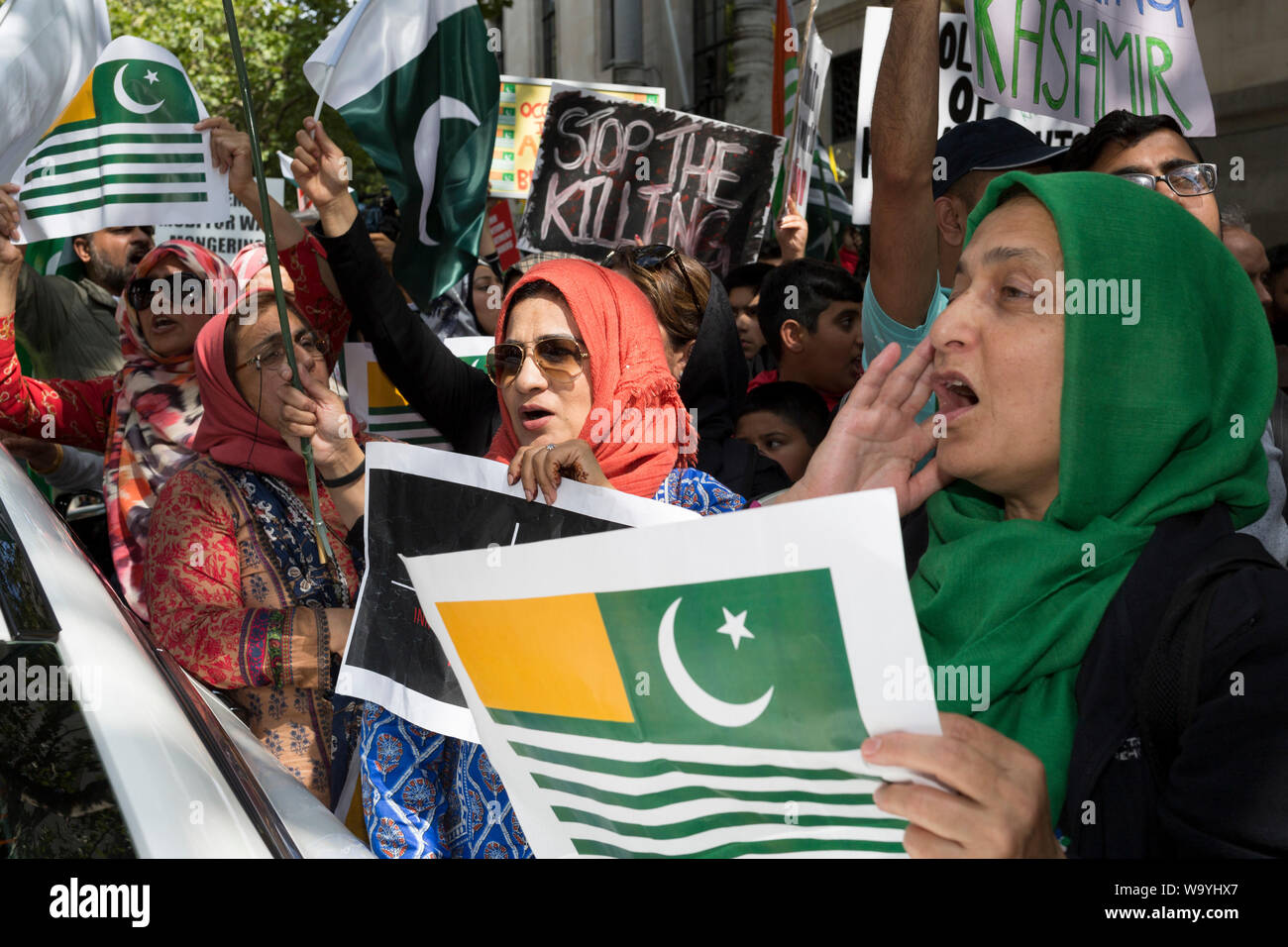 Women in india protesting hi-res stock photography and images - Alamy