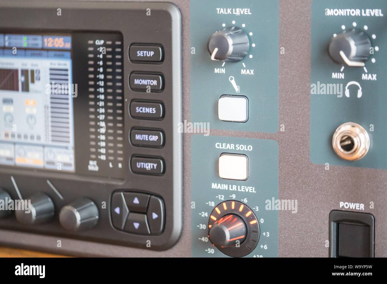 Desktop computer speakers keyboard hi-res stock photography and images ...