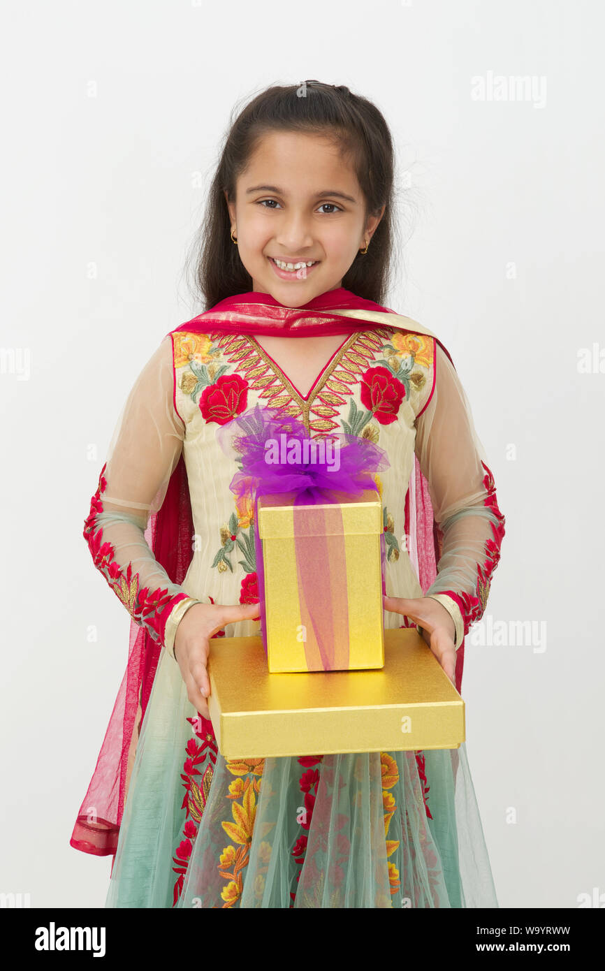 Child pack boxes hi-res stock photography and images - Alamy