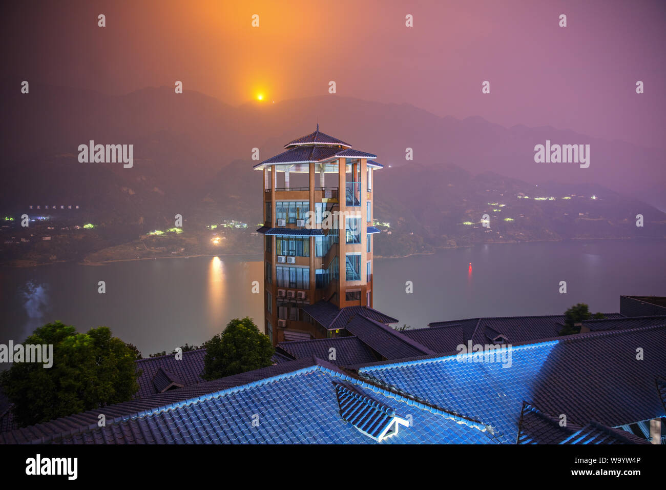 Chongqing fengjie observation deck Stock Photo - Alamy