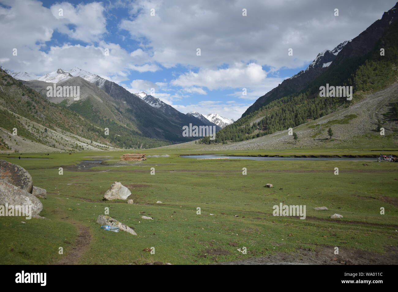 Allah wali lake hi-res stock photography and images - Alamy
