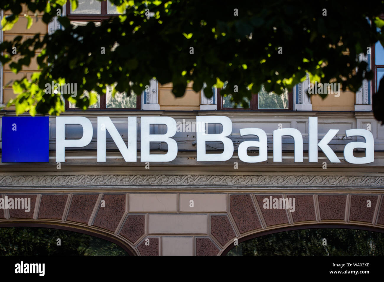 Pnb bank logo on facade hi-res stock photography and images - Alamy