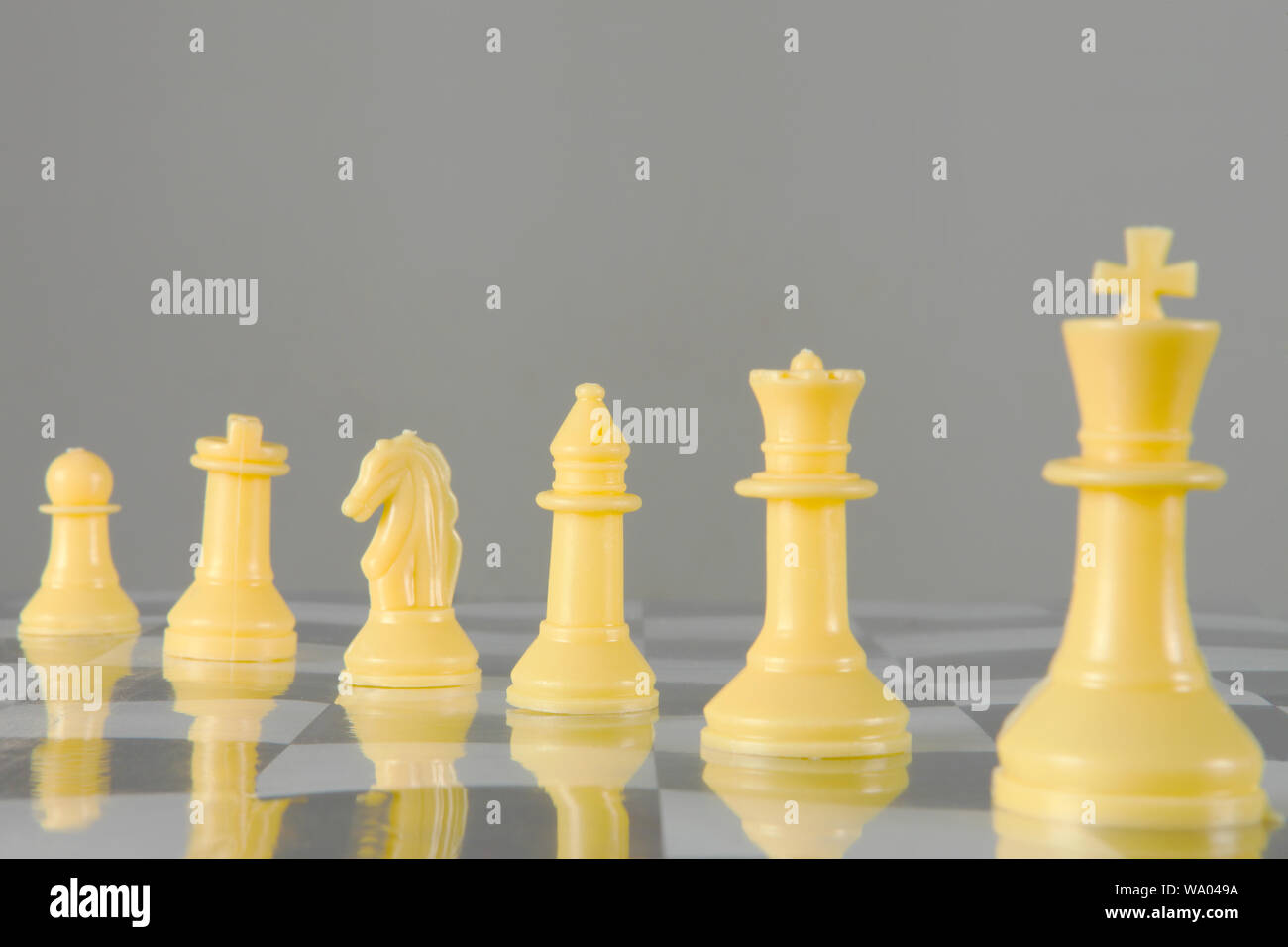 Close up of chess pieces hi-res stock photography and images - Alamy