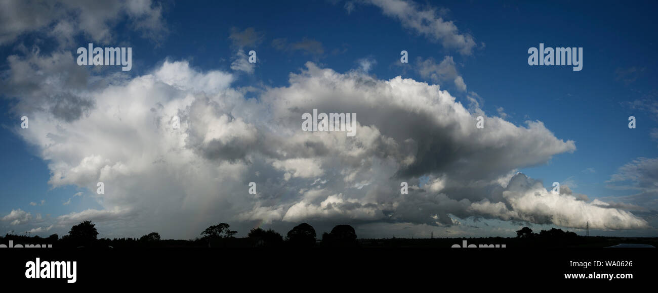 Shot of a storm cell showing structure Stock Photo - Alamy