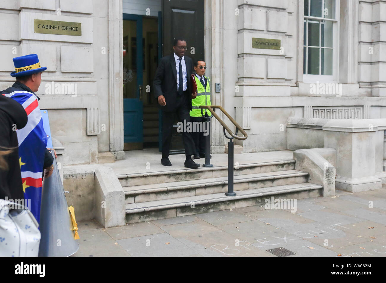 London UK. 16th August 2019. Pro Europe Steve Bray from (SODEM) directs ...