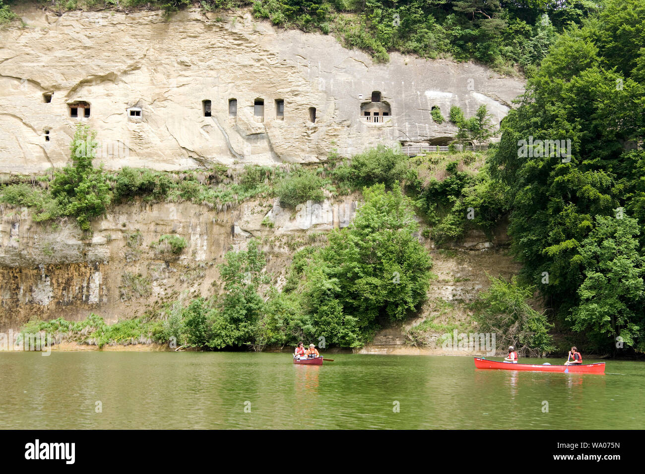 Kanu kanu kanu fluss hi-res stock photography and images - Alamy