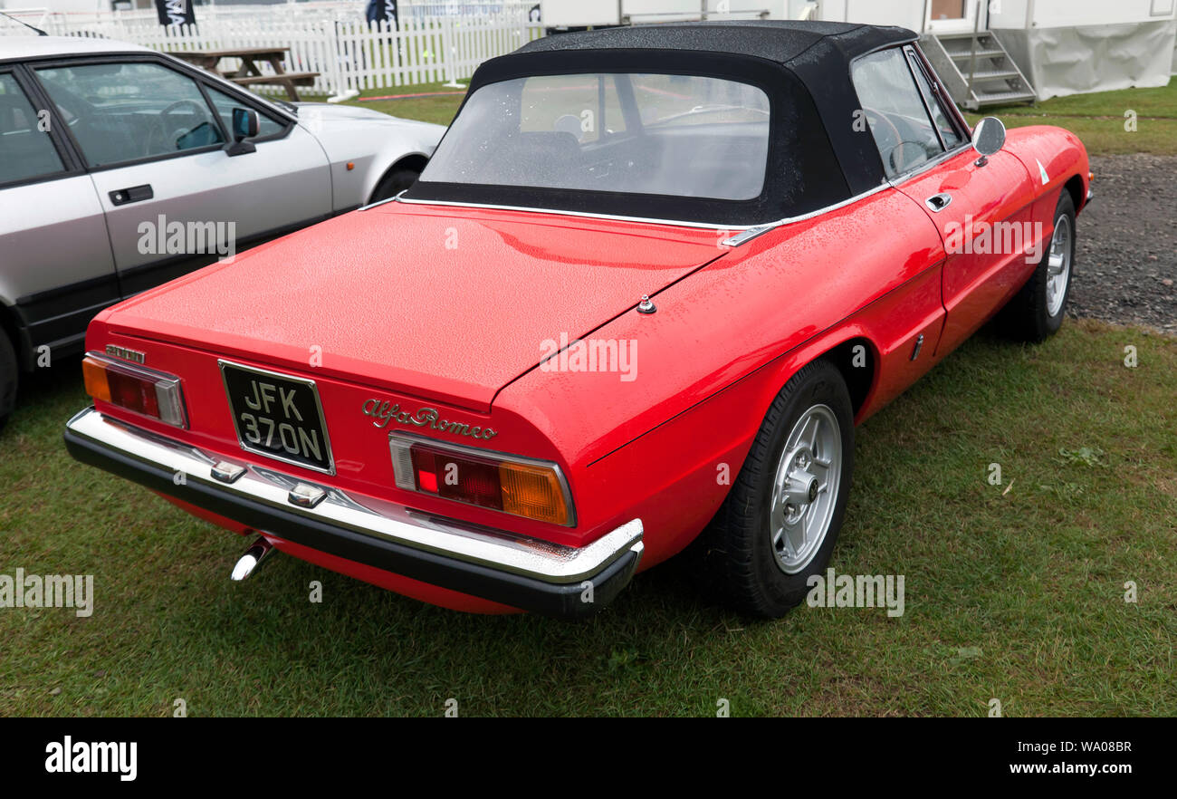 Alfa romeo spider rear store