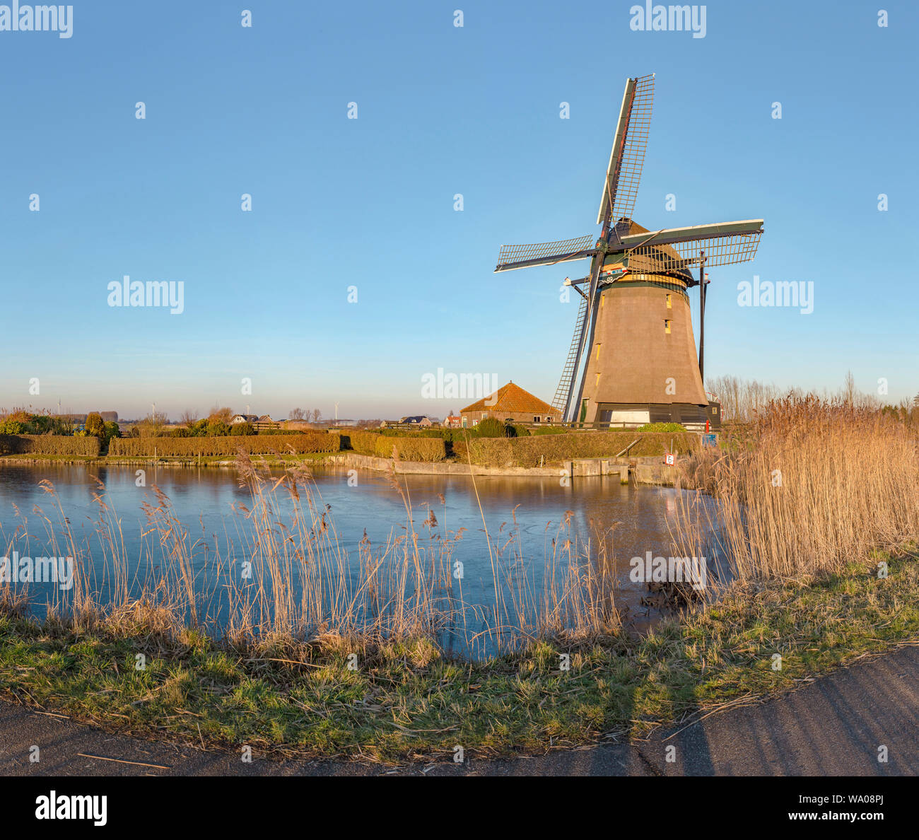 Polder draining mill called De Riedveldse Molen, Hazerswoude Dorp, Zuid ...