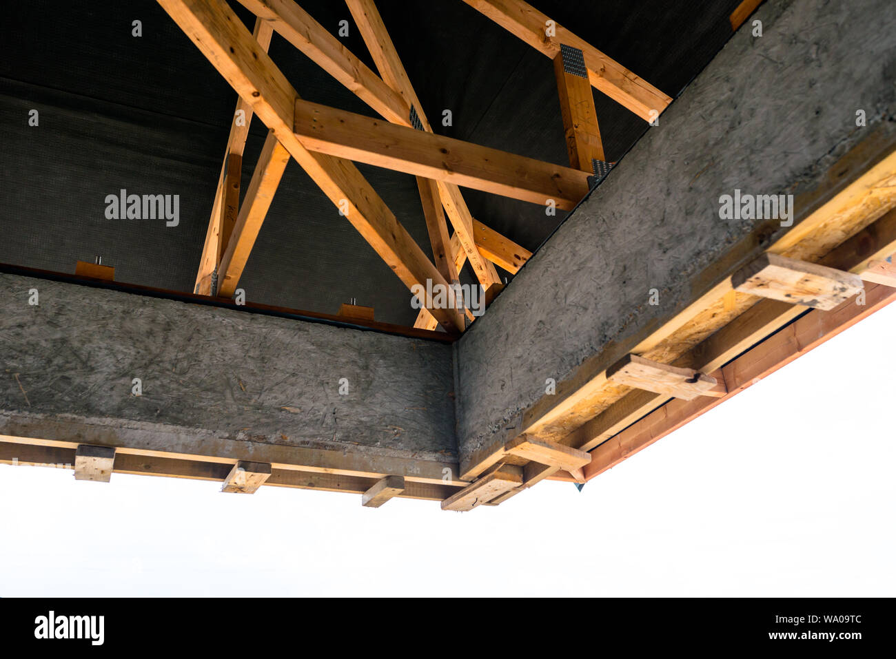 Roof batten and counter batten hi-res stock photography and images - Alamy