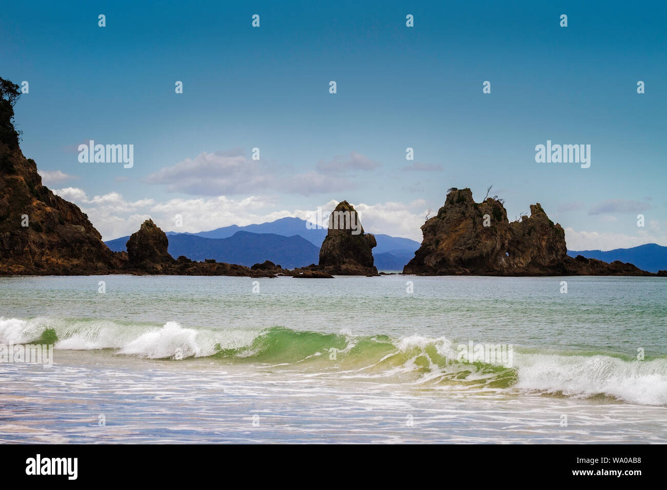 Opito bay hi-res stock photography and images - Alamy