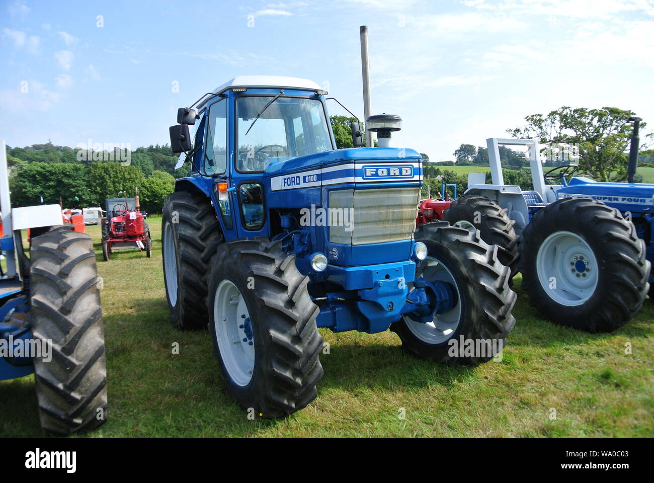 A Ford 8100 tractor parked up on display at the Torbay Steam Fair ...