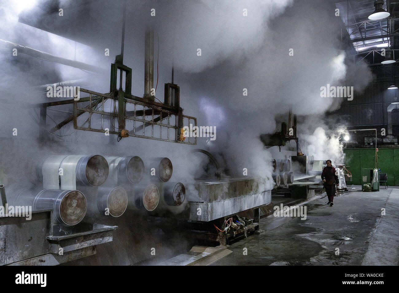 Factory workers high tech hi-res stock photography and images - Alamy