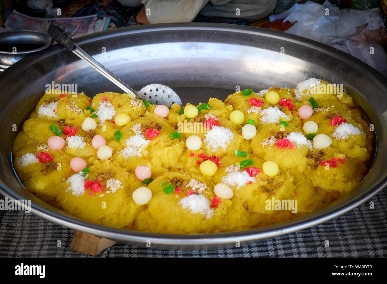 Pakistani sweets hi-res stock photography and images - Alamy