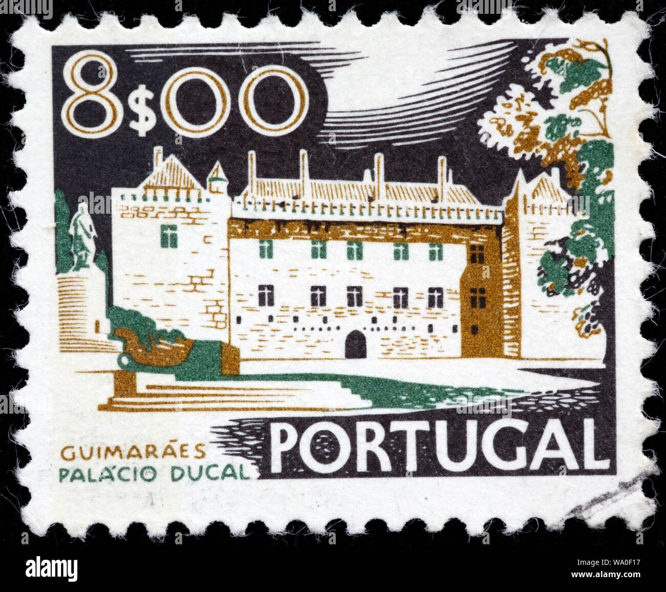 Postage stamp portugal hi-res stock photography and images - Alamy