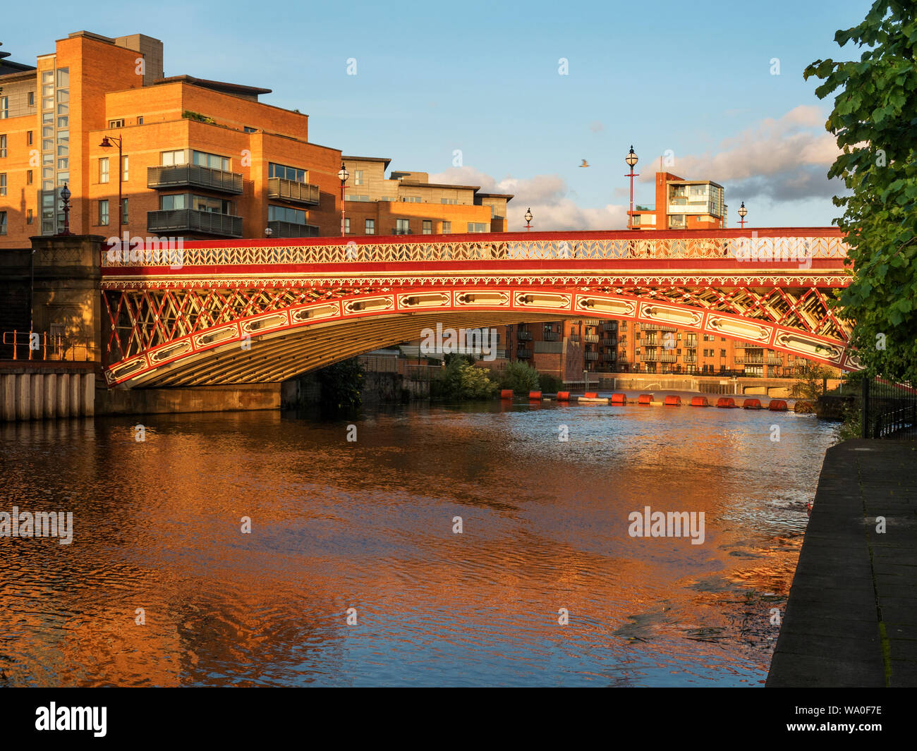 Crown point bridge in leeds hi-res stock photography and images - Alamy