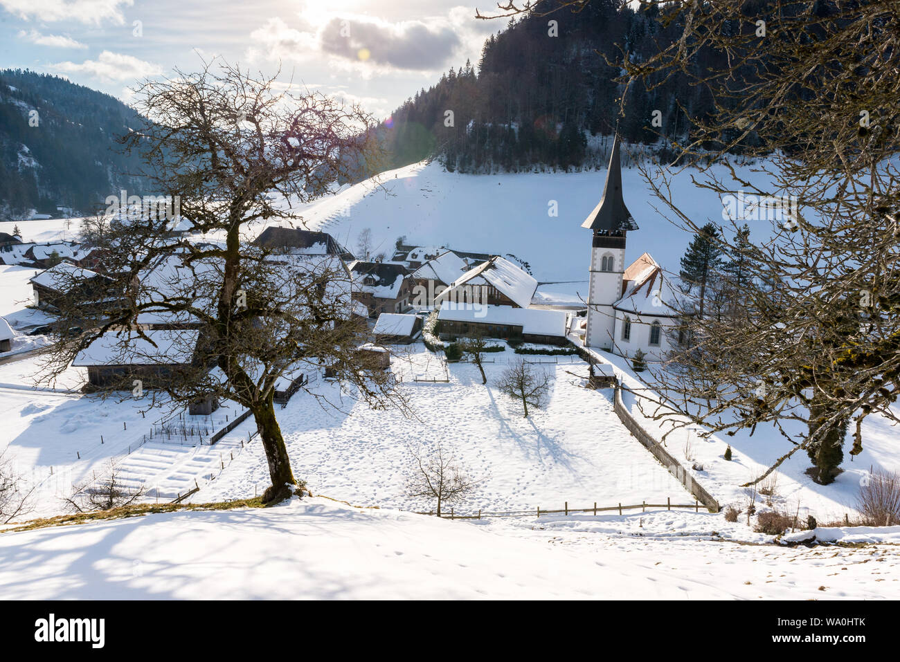 Winter in Trub Dorf im tiefverschneiten Emmental Stock Photo - Alamy