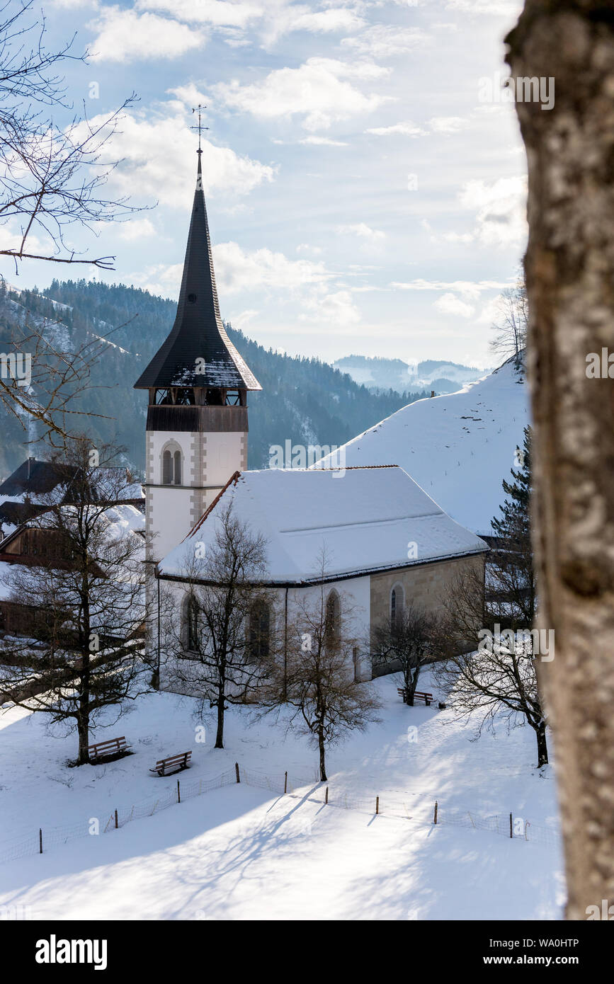 Winter in Trub Dorf im tiefverschneiten Emmental Stock Photo - Alamy