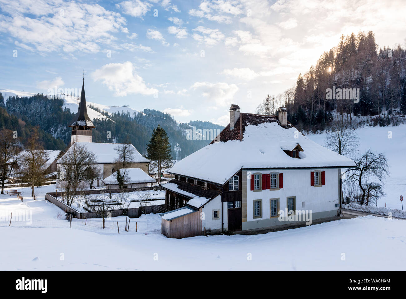 Winter in Trub Dorf im tiefverschneiten Emmental Stock Photo - Alamy