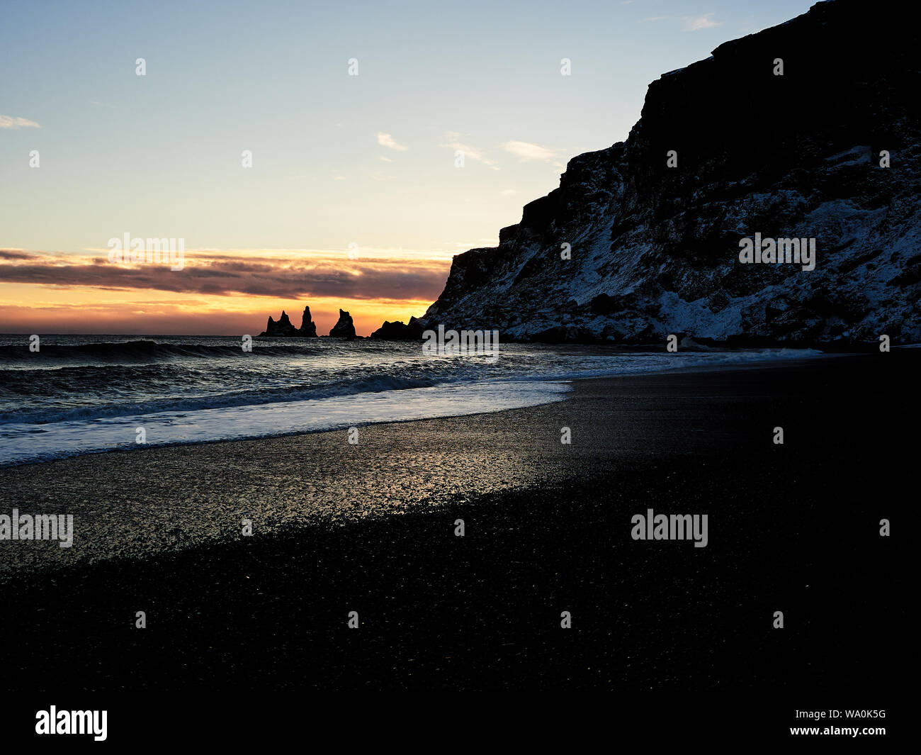 Icelandic Sea close to the beach Stock Photo - Alamy