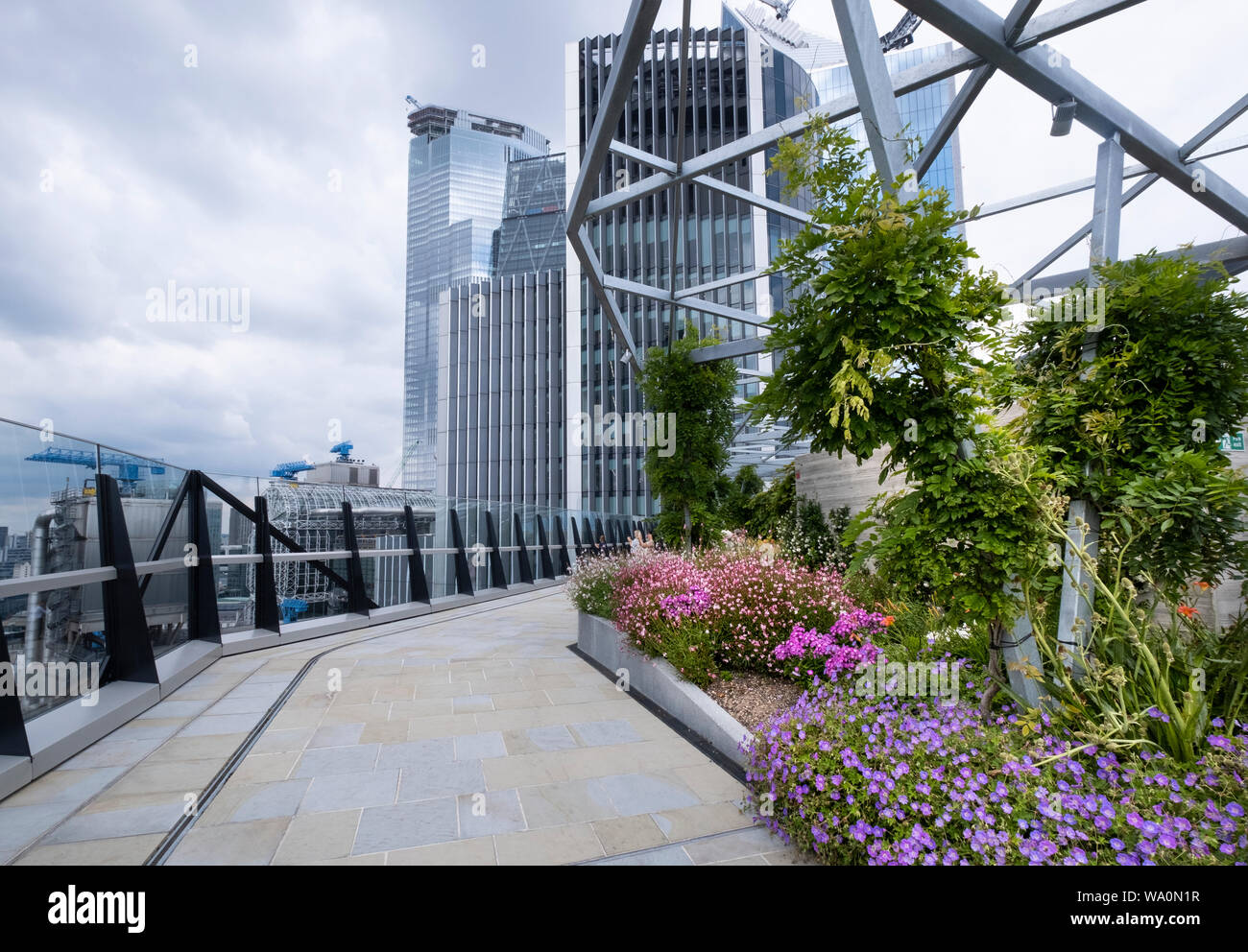 Fen court garden hi-res stock photography and images - Alamy
