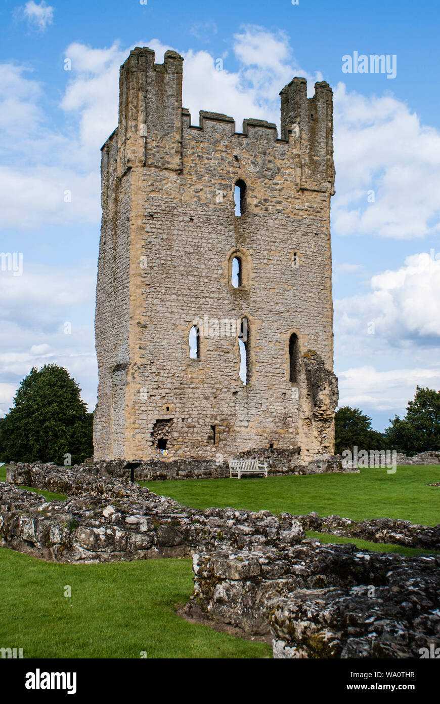Helmsley castle hi-res stock photography and images - Alamy
