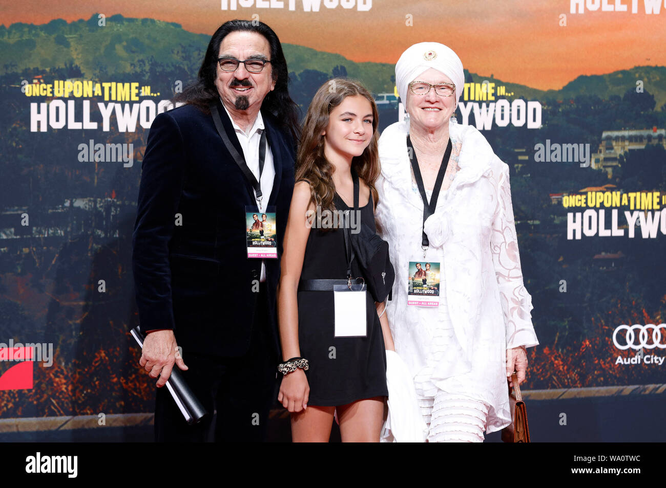 George DiCaprio, his wife Peggy Ann Farrar and niece Normandie ...