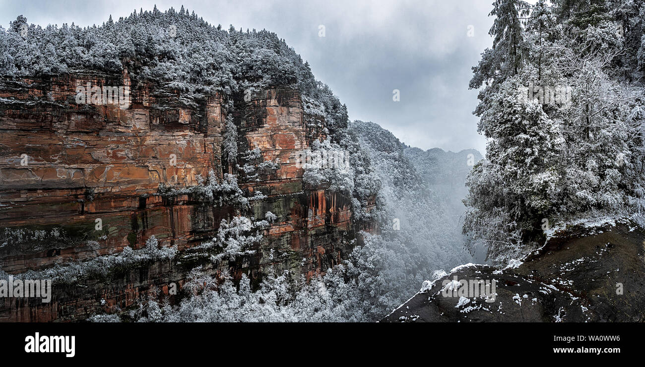 Chongqing mountain snow all around Stock Photo - Alamy