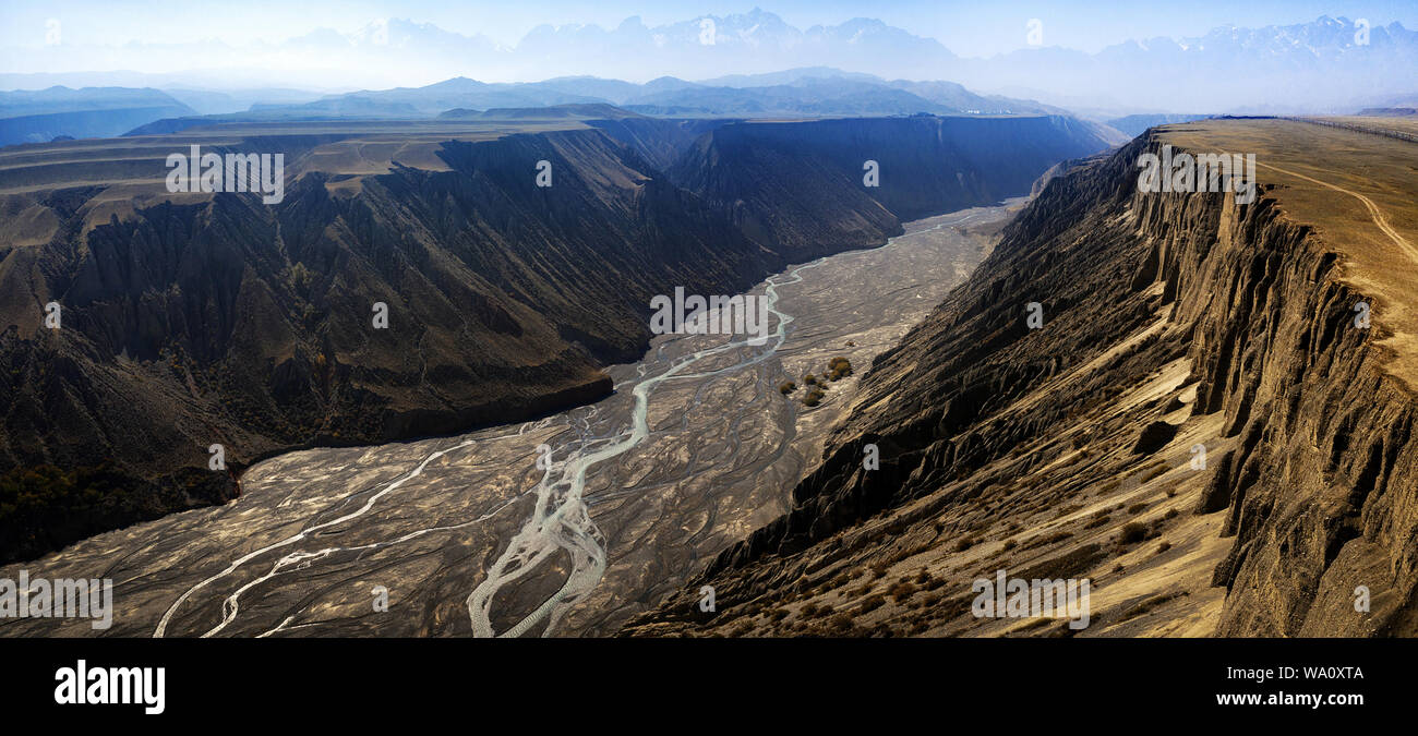 Xinjiang uygur china hi-res stock photography and images - Alamy