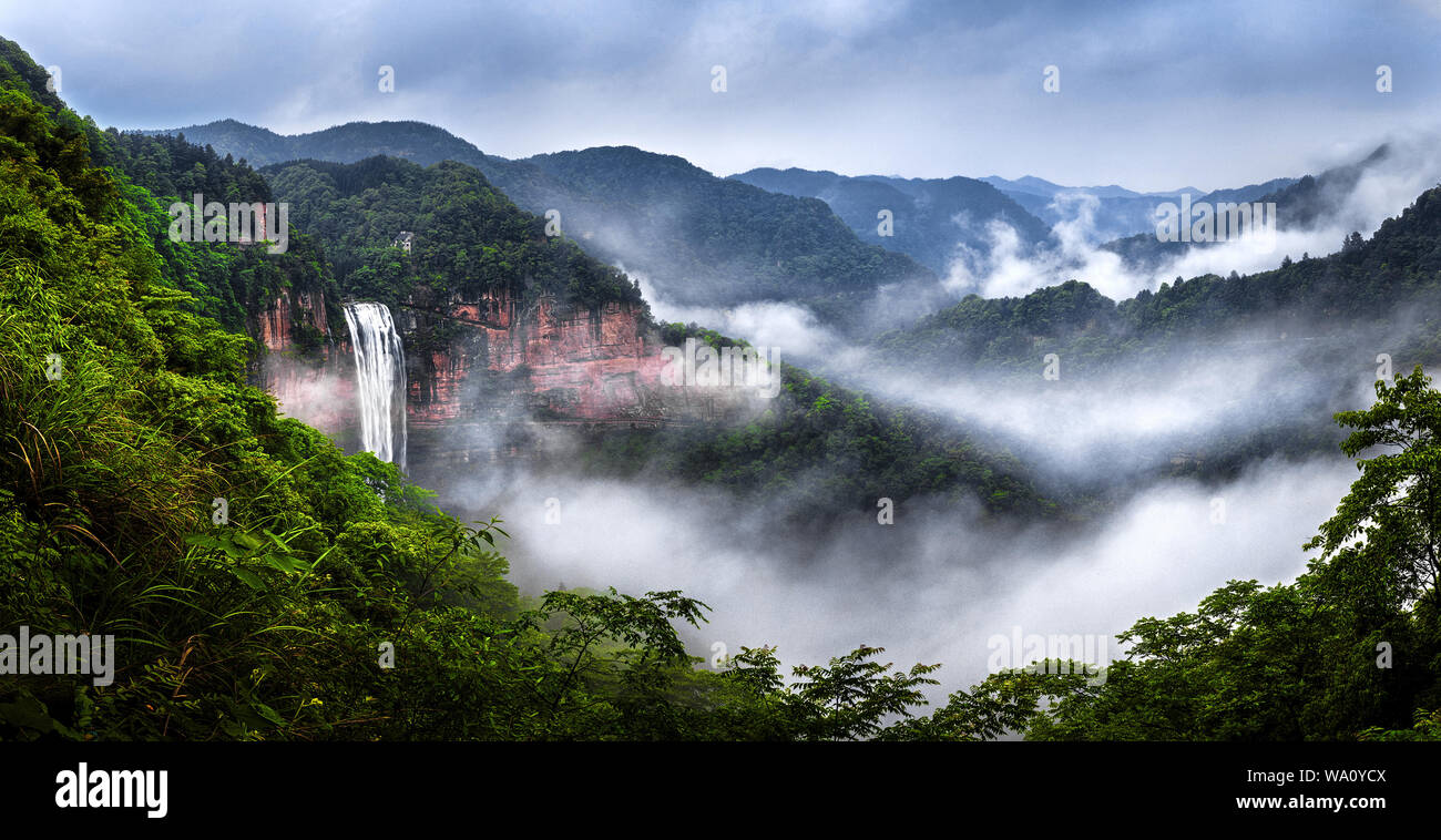 Weather pictures coverage hi-res stock photography and images - Alamy