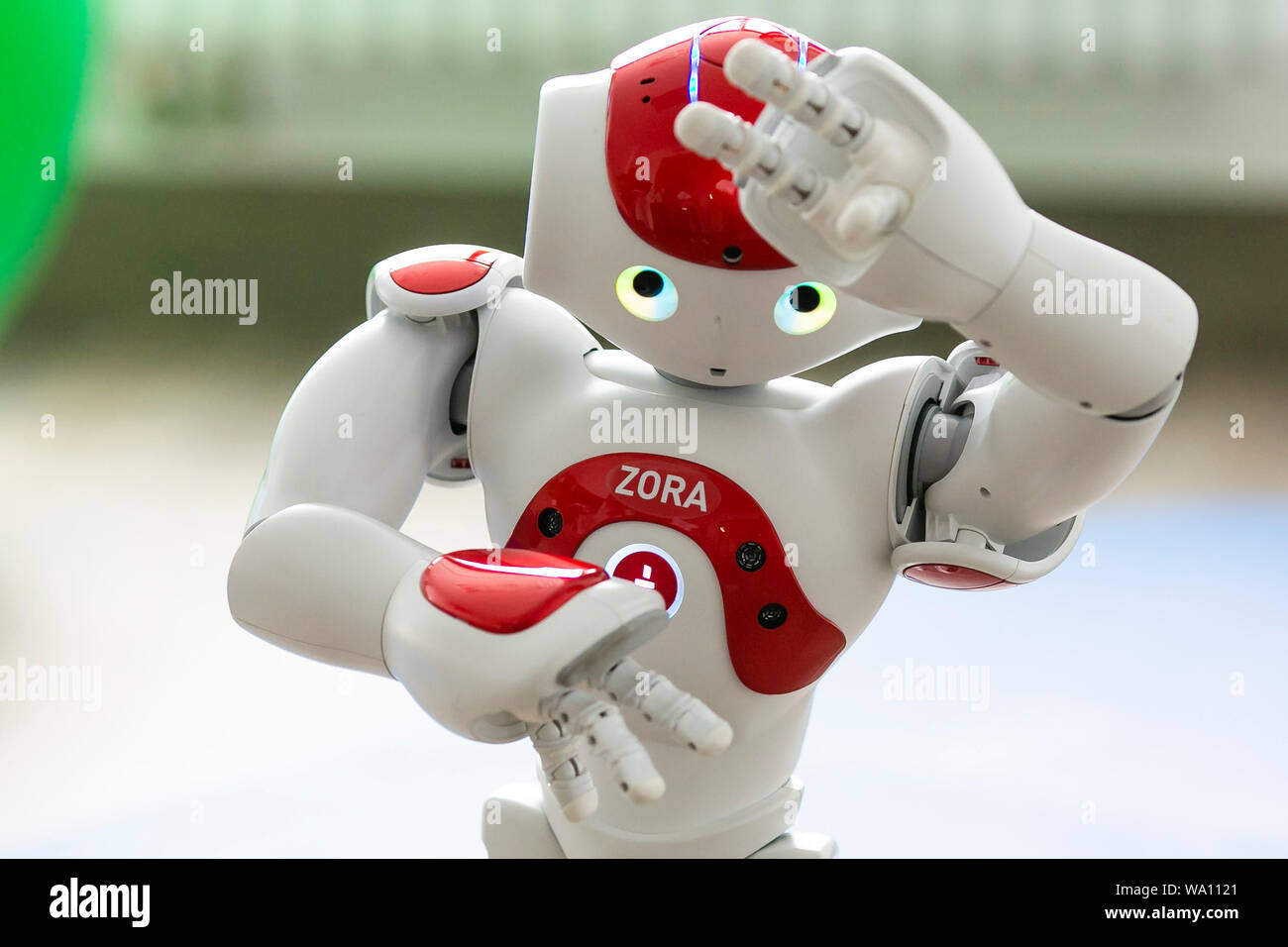 Kiel, Germany. 16th Aug, 2019. The clinic robot "Zora" is located in a ...