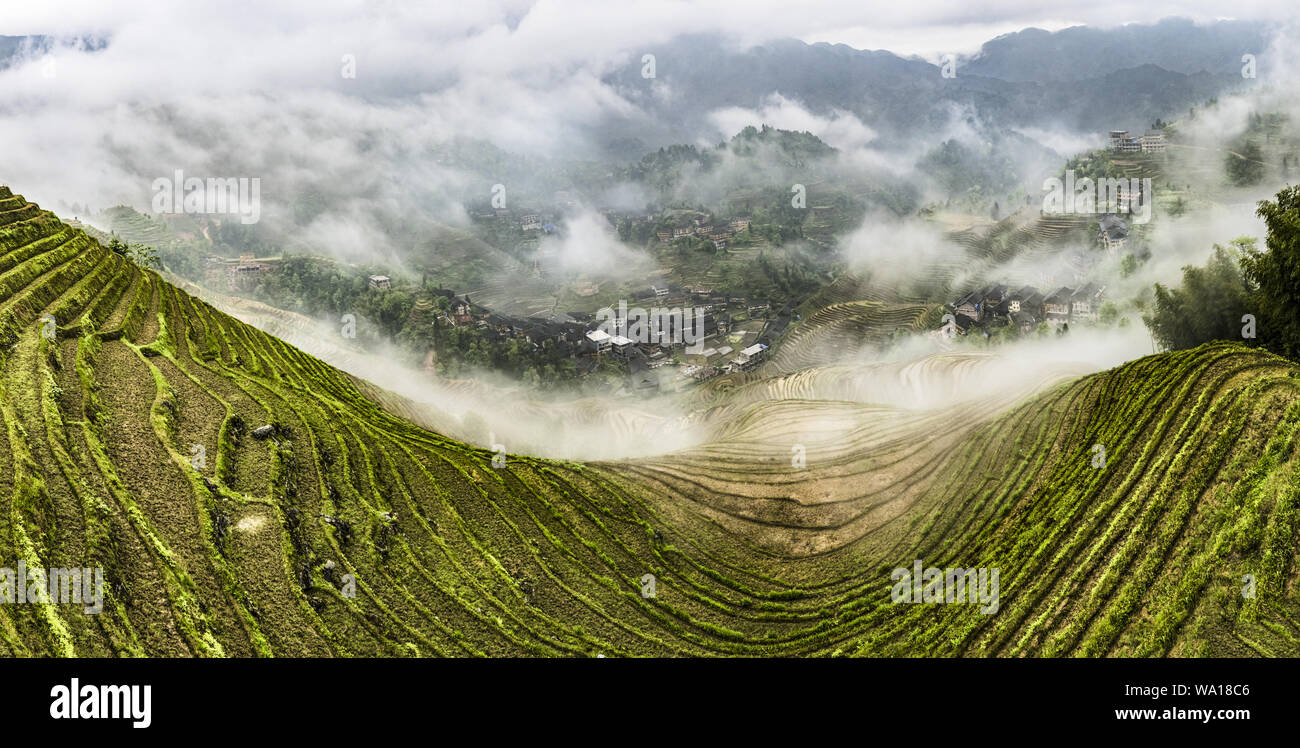 Dragon ridge terrace in guangxi Stock Photo - Alamy