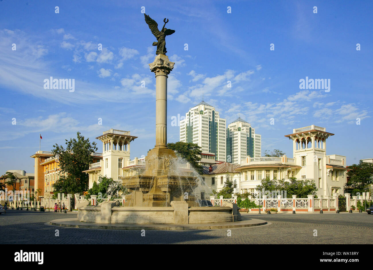 Tianjin square hi-res stock photography and images - Alamy