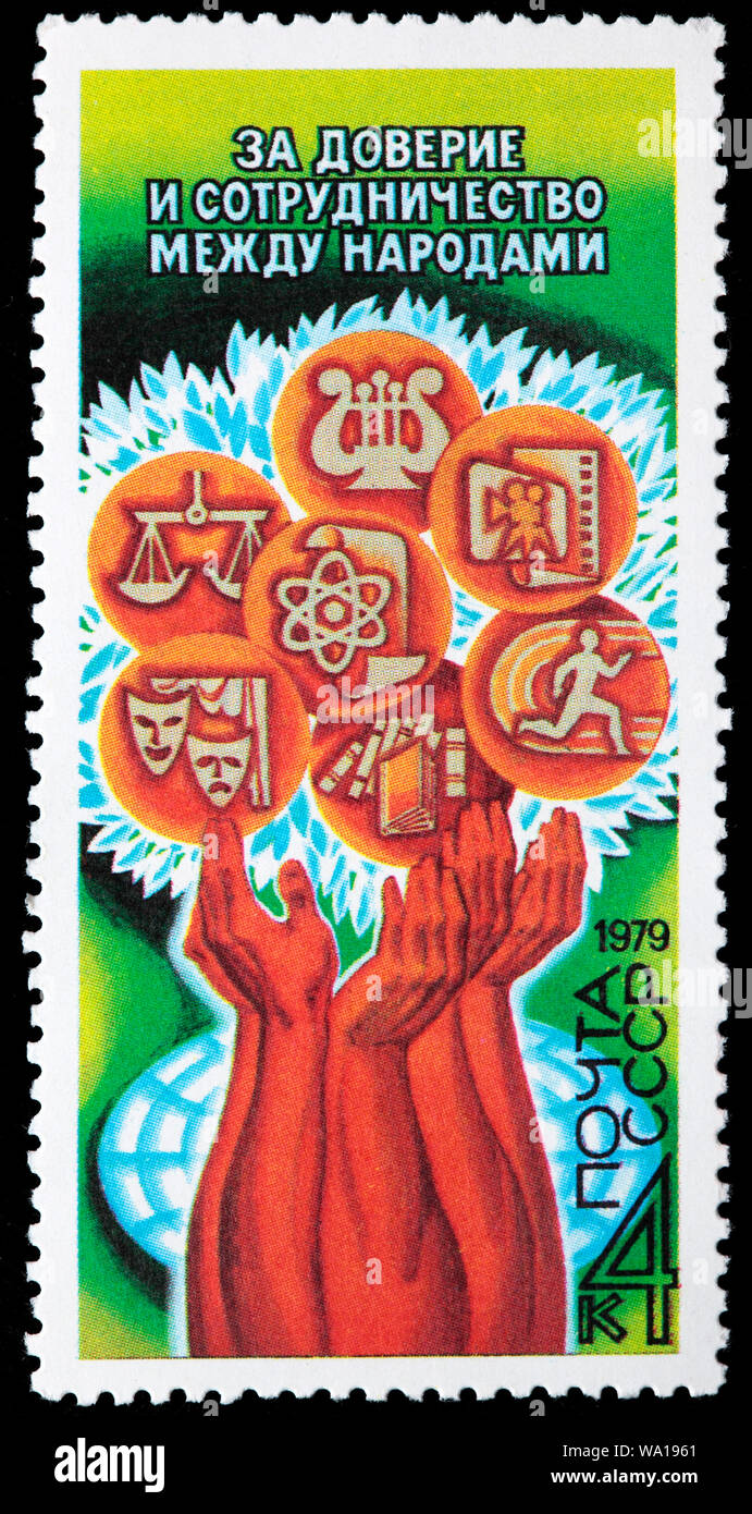 Soviet Peace Program, postage stamp, Russia, USSR, 1979 Stock Photo - Alamy