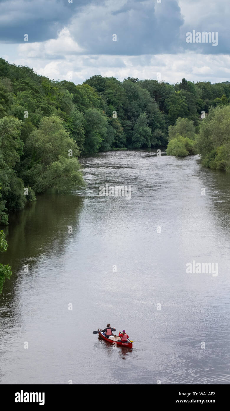 People canoeing on the River Wye at Hay-on-Wye in Wales Stock Photo - Alamy