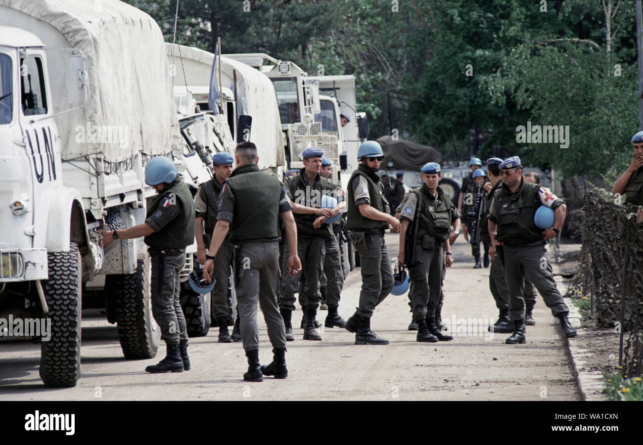 9th May 1993 During the Siege of Sarajevo: French soldiers prepare to ...