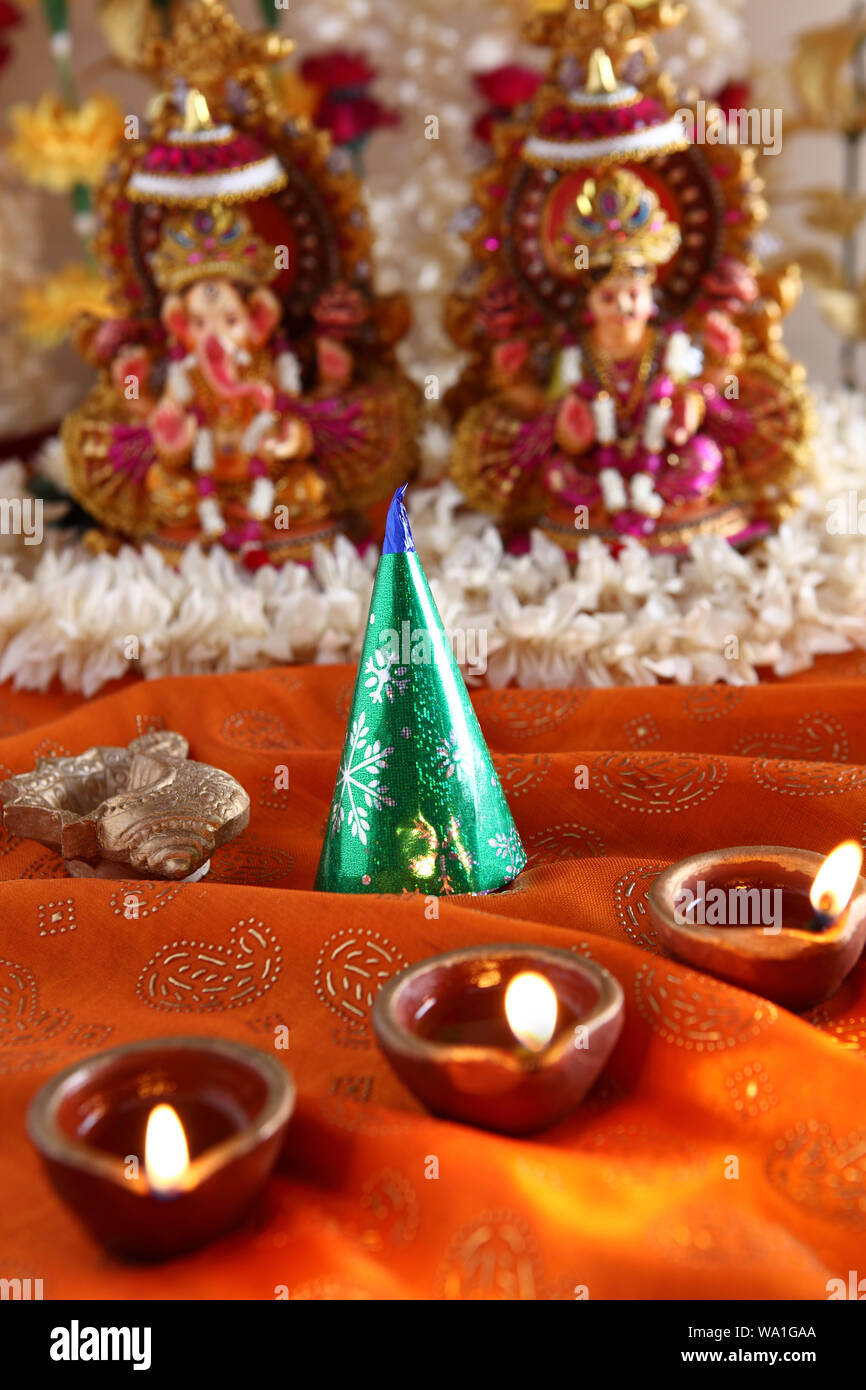 Fire cracker explosion hi-res stock photography and images - Alamy