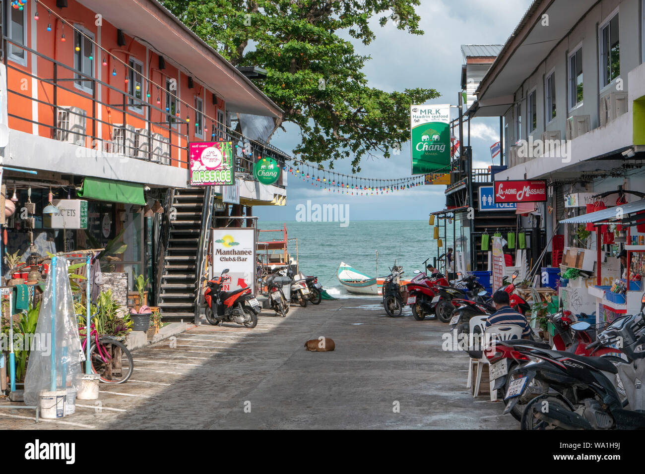 Street scene Haad Rin Sunrise Beach Ko Pha Ngan Thailand Stock Photo ...