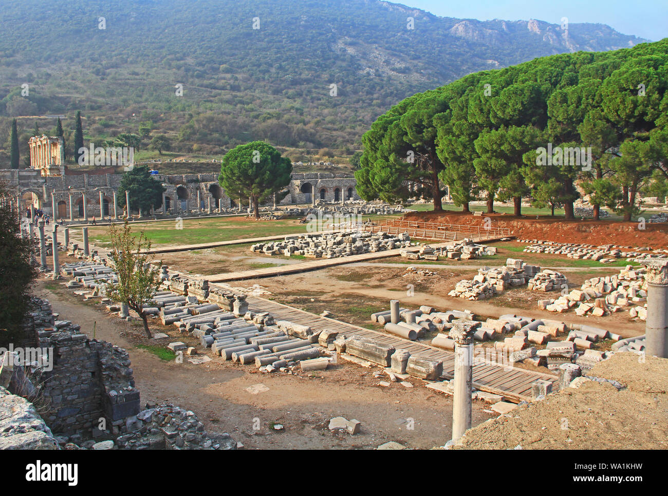 Ancient commercial agora hi-res stock photography and images - Alamy