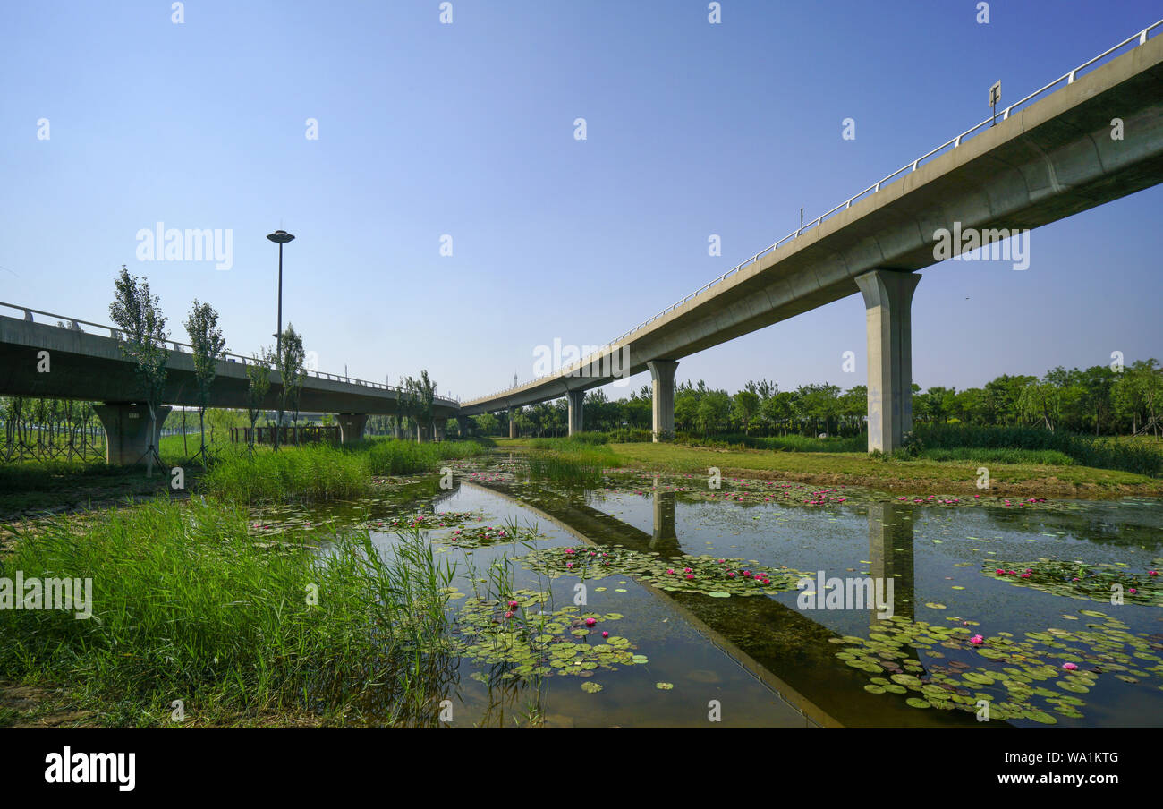Animation bridge hi-res stock photography and images - Alamy